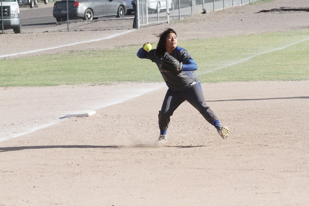 Lady Roughriders light it up in later innings | Local Sports News ...