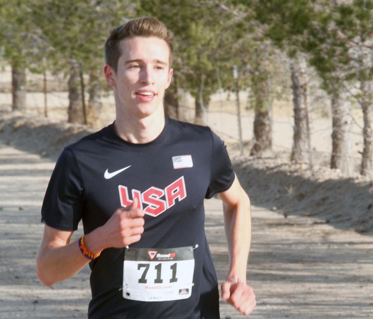 Record number of runners at Pima Turkey Trot | Local Sports | eacourier.com