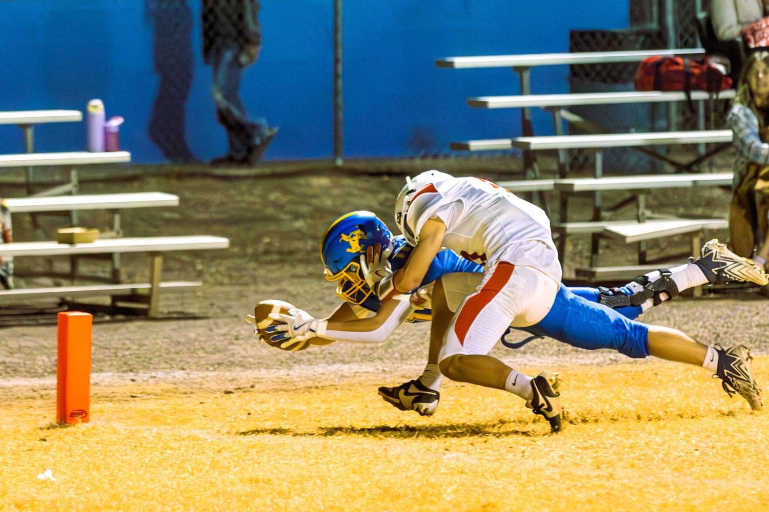 Pima crushes St. Johns to advance in 2A football playoffs | Local ...