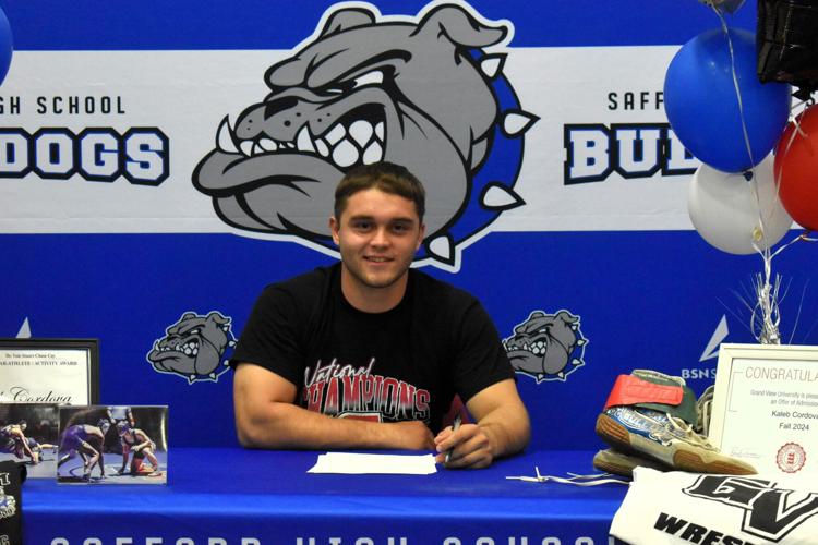 Safford wrestler Kaleb Cordova has big goals as he heads to Des Moines ...