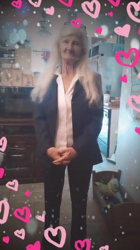 Edna Charlene Harris | Obituaries | eacourier.com