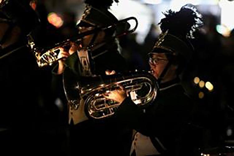 Safford Light Parade dazzles once again | Local News | eacourier.com