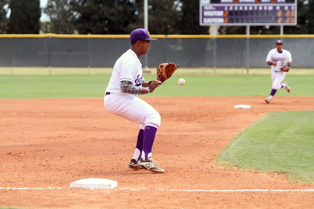 Eastern sweeps Monroe Community College | Local Sports | eacourier.com