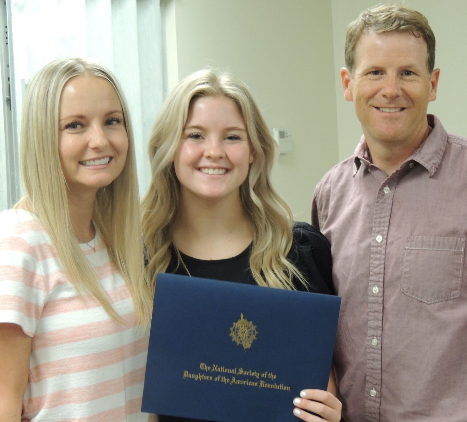 Safford High senior wins DAR essay contest | Local News | eacourier.com