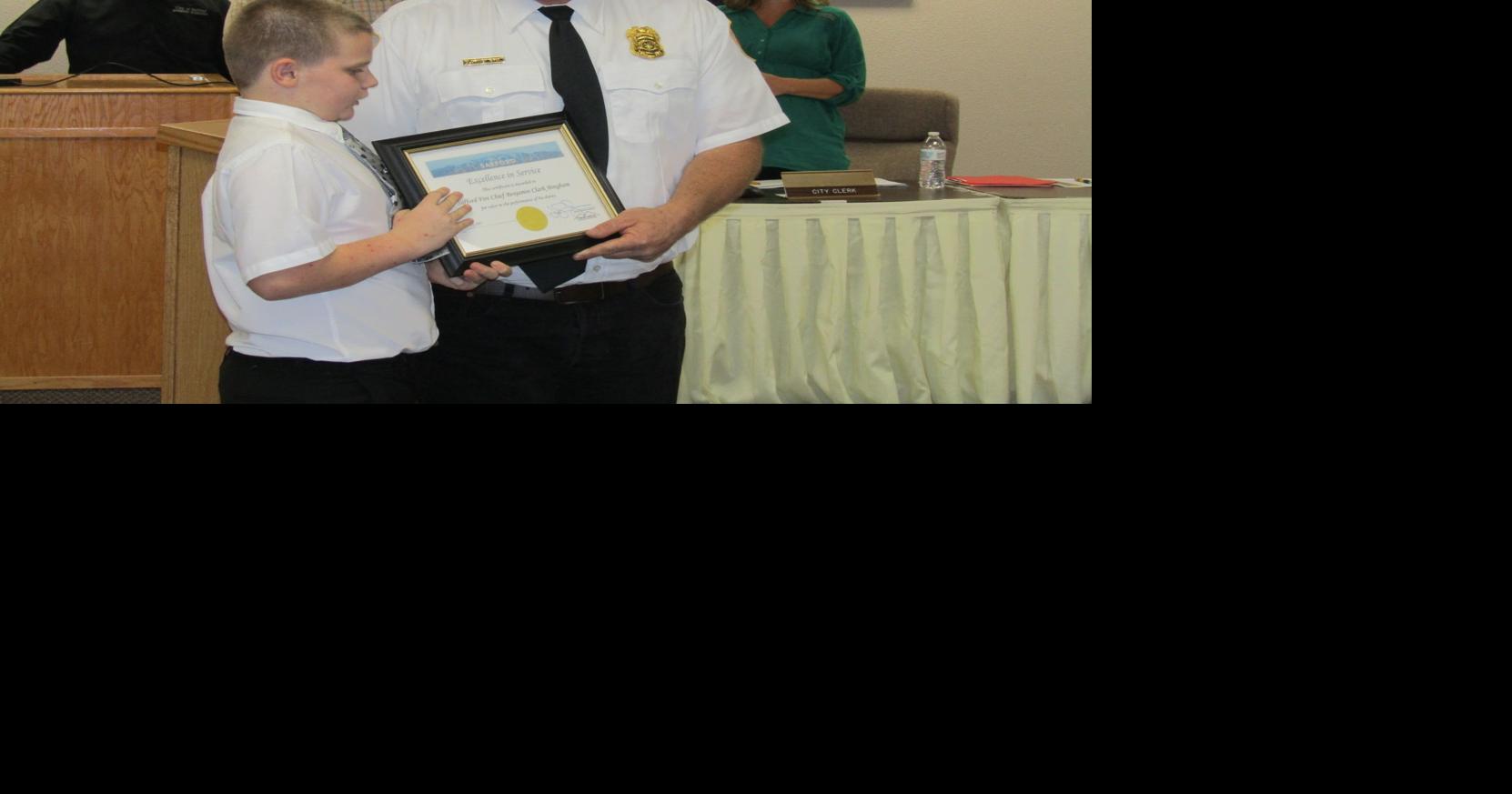Safford City Council acclaims Fire Chief Clark Bingham | Local News ...