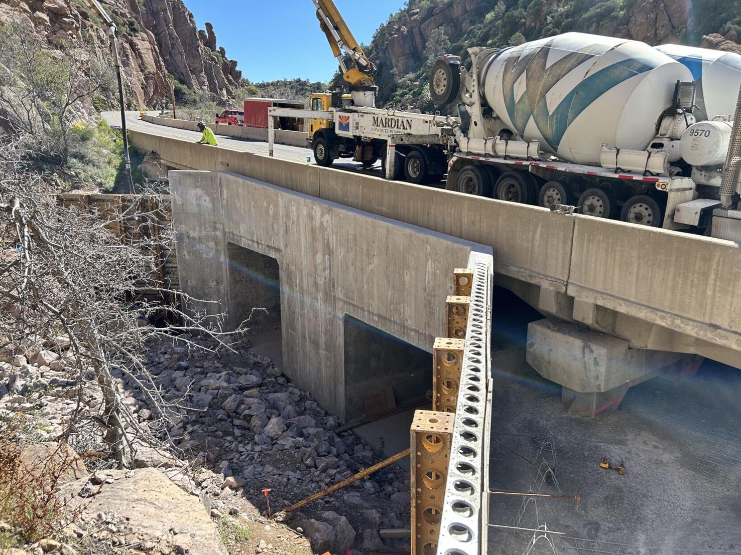 ADOT reaches halfway point on U.S. 60 bridge replacements ...