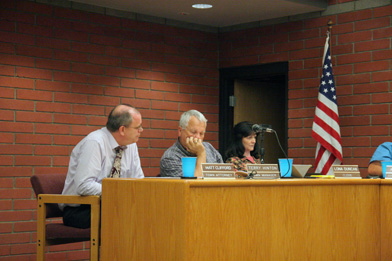 Thatcher Council OKs Hinton contract | Local News | eacourier.com