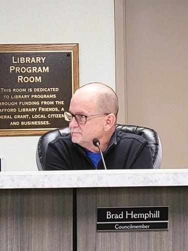 Safford's city manager post is still open: Council narrowly votes down ...