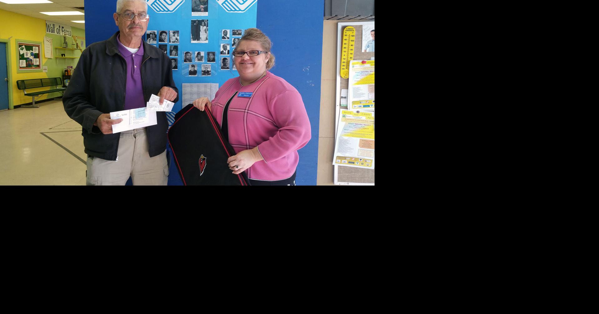 Navarette wins chance to see Gaethje live | Local News | eacourier.com