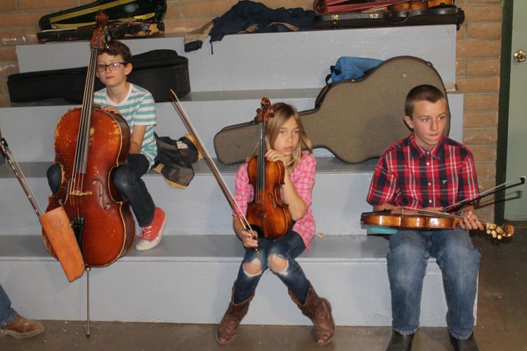 Old Time Fiddlers Contest photo gallery | News | eacourier.com