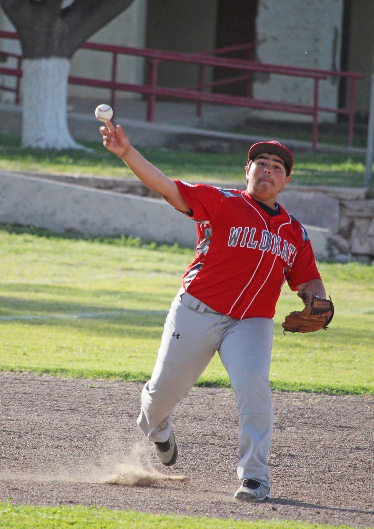 Duncan baseball takes a win and a loss | Sports | eacourier.com