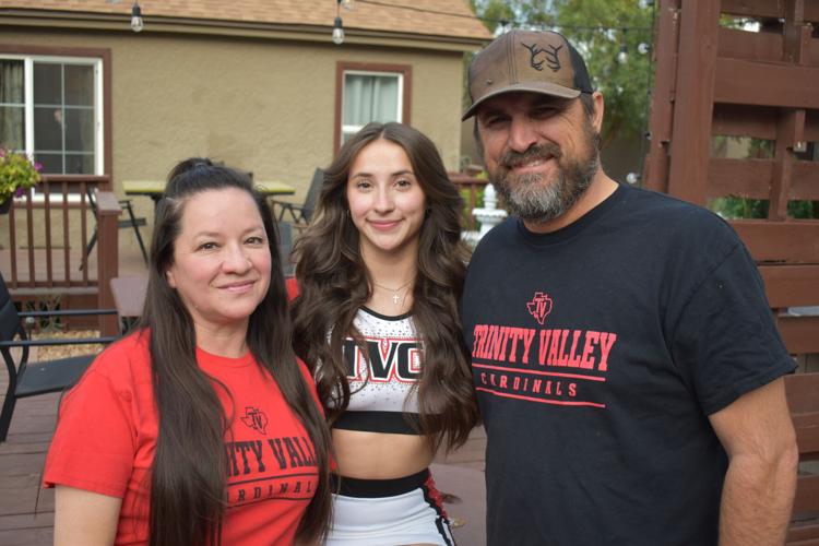 Safford grad Kloe Botkins taking her high-flying act to Texas | Local ...