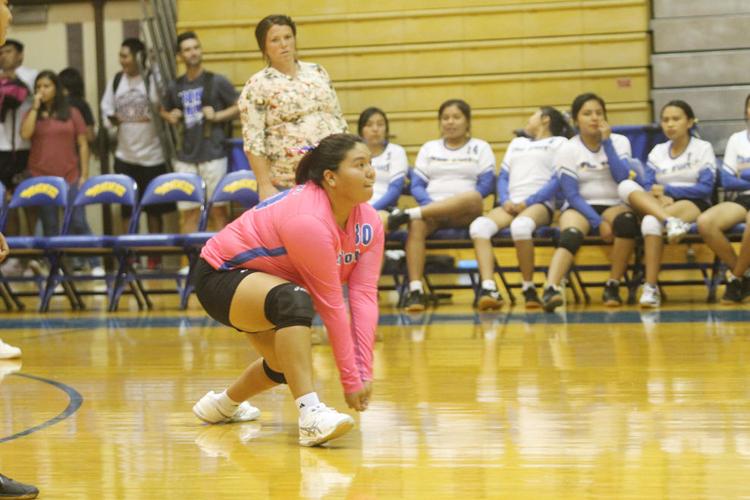 Teamwork leads Apaches to victory over the Lobos | Local Sports News ...