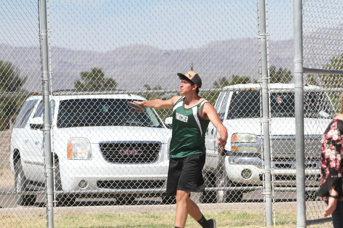 Safford, Thatcher split at Tri-County Invite | Local Sports | eacourier.com