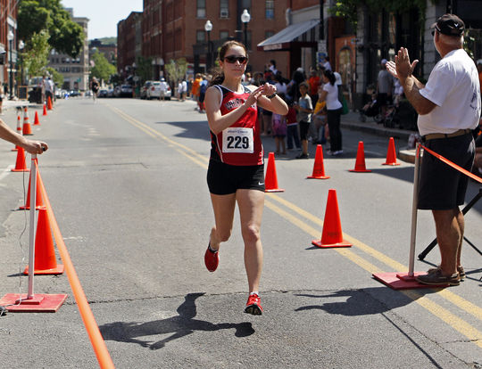 Hundreds run pair of local road races | Sports | eagletribune.com