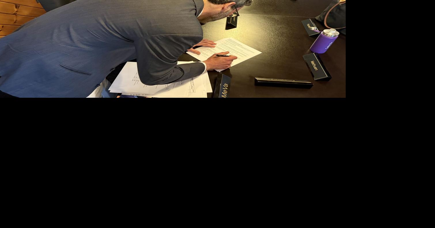 MeVa chief inks 5-year deal to run bus line | Merrimack Valley ...