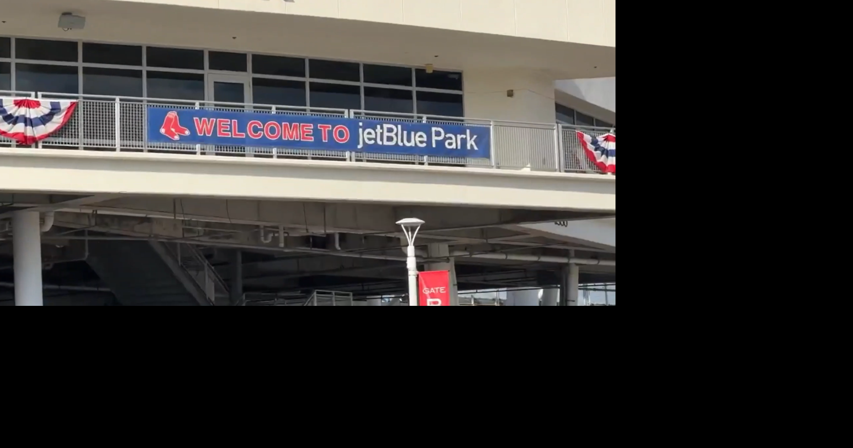 VIDEO: Bill Burt tours JetBlue Park with Shawn Smith of the Boston Red ...
