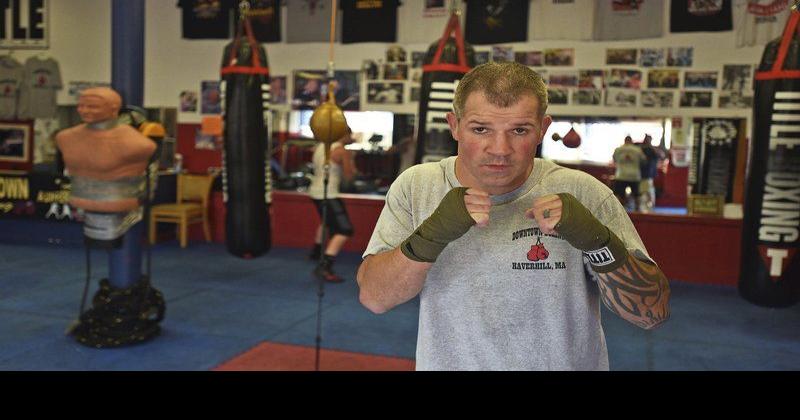 Boxer, 39, makes late-round comeback | Haverhill | eagletribune.com