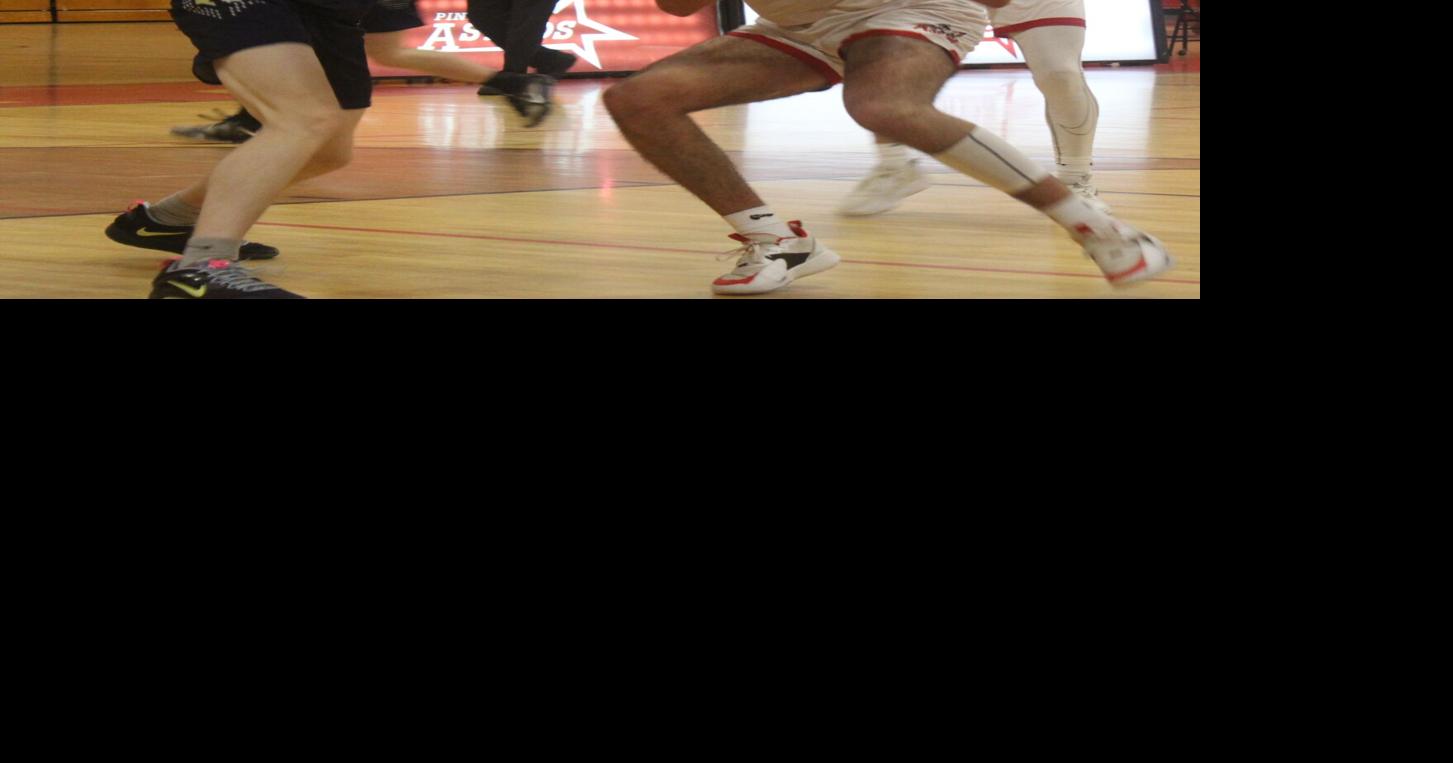 Pinkerton boys earn return trip to D1 hoops semis, roll past Windham ...