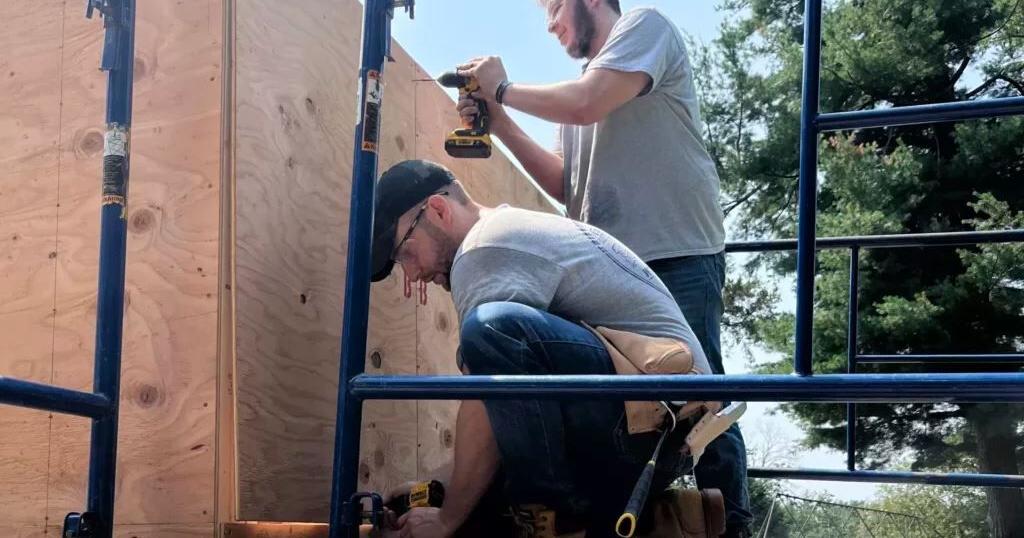 Whittier Tech carpentry students complete shed in park | | eagletribune.com