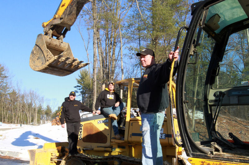 Haverhill tractor men become TV stars | Local News | eagletribune.com