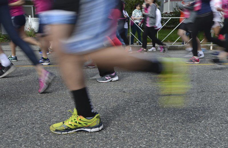 Stepping up for Colleen: Thousands run in memory of slain teacher ...