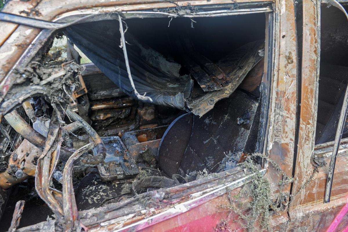 SLIDESHOW: CARS PULLED FROM RIVER | Gallery | eagletribune.com