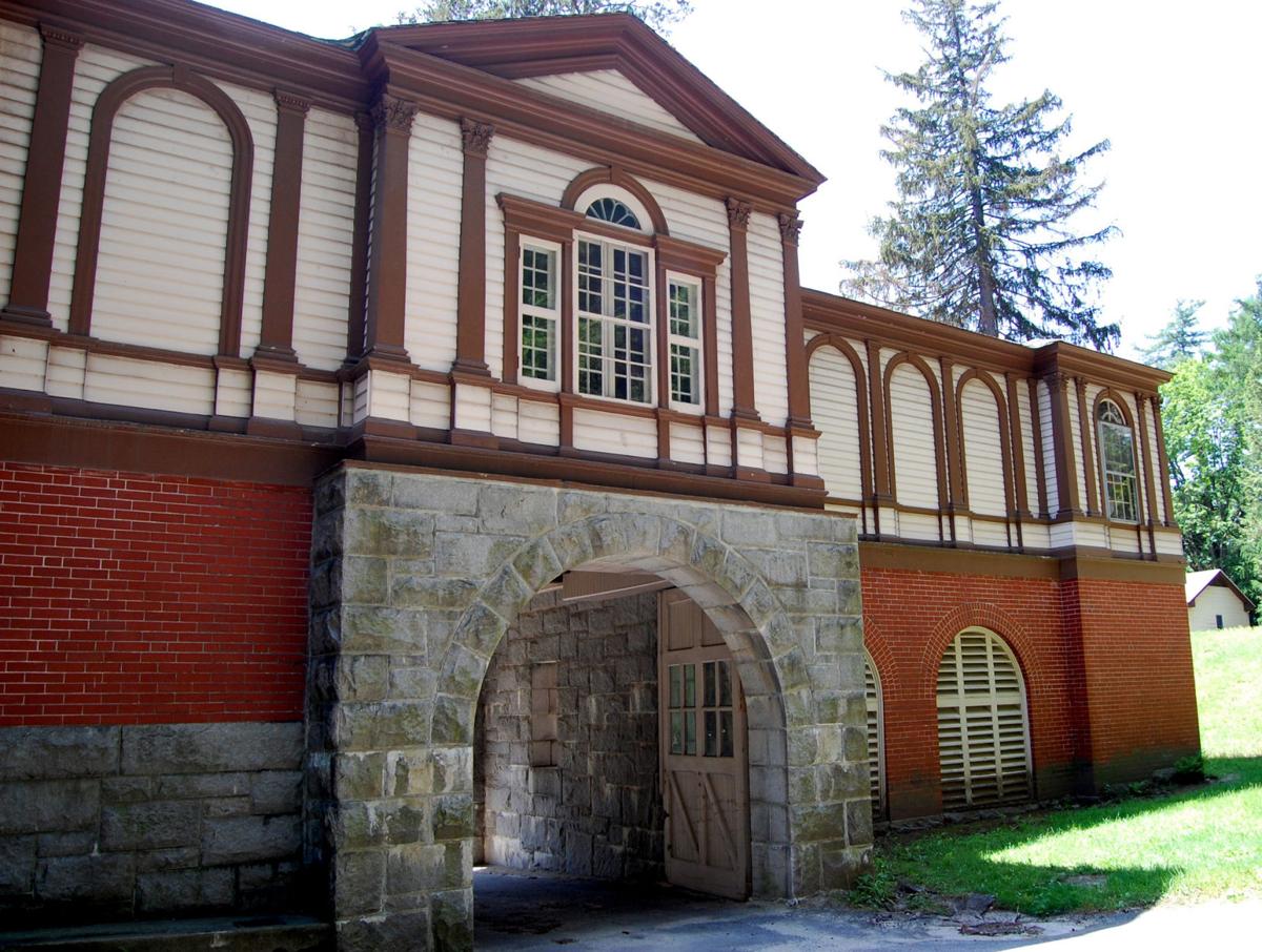 Photo Slideshow: Searles Estate | Video Gallery | eagletribune.com