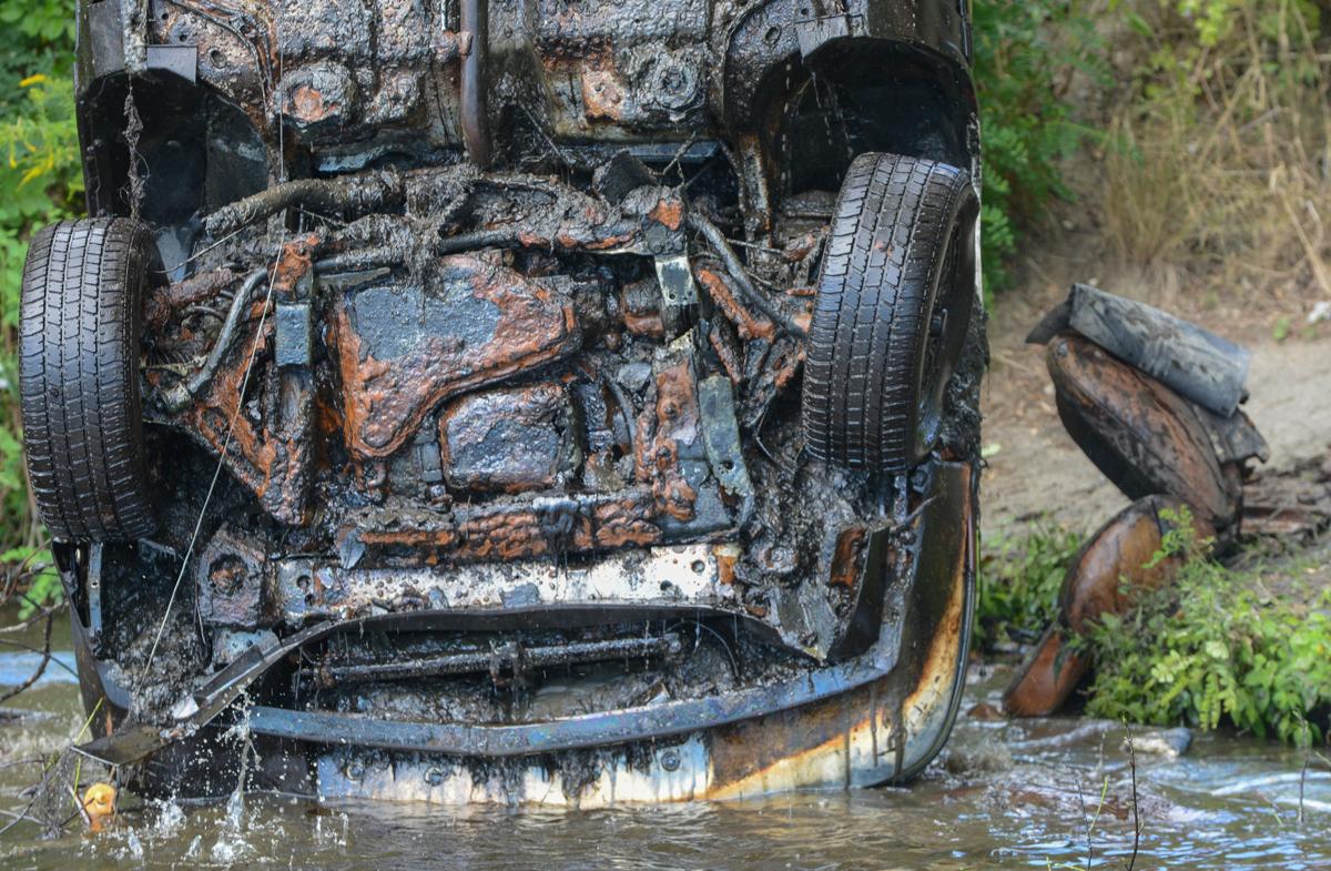 SLIDESHOW: CARS PULLED FROM RIVER | Gallery | eagletribune.com