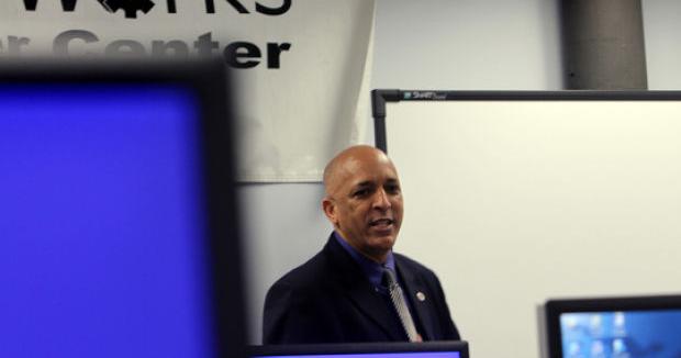 State partners with Microsoft for free computer training for local ...