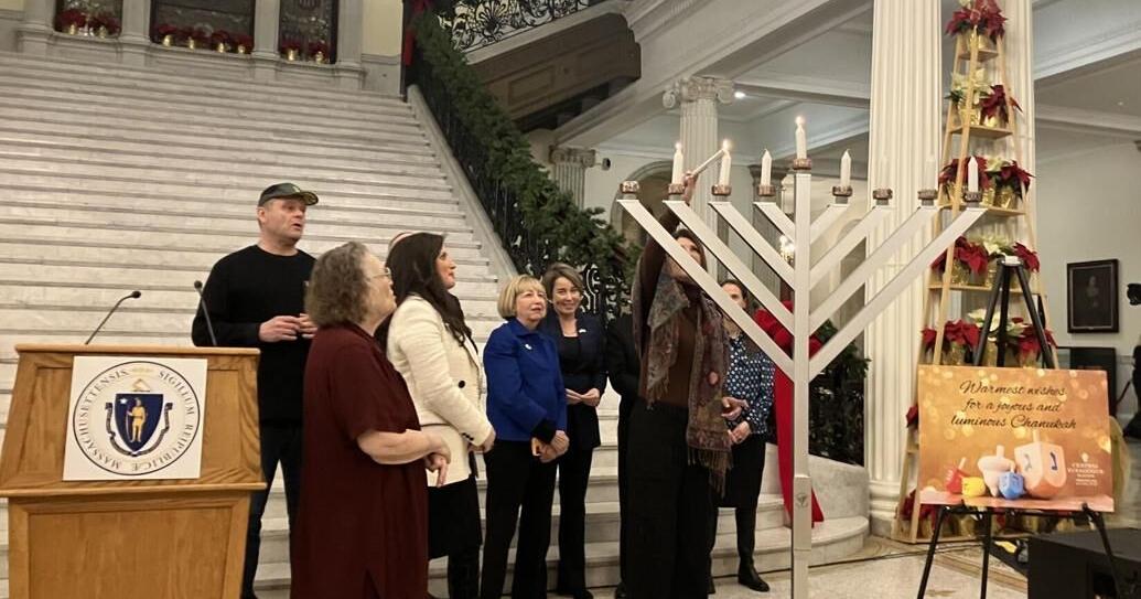 Senator's comment on Jews 'amassing political power' draws fire ...