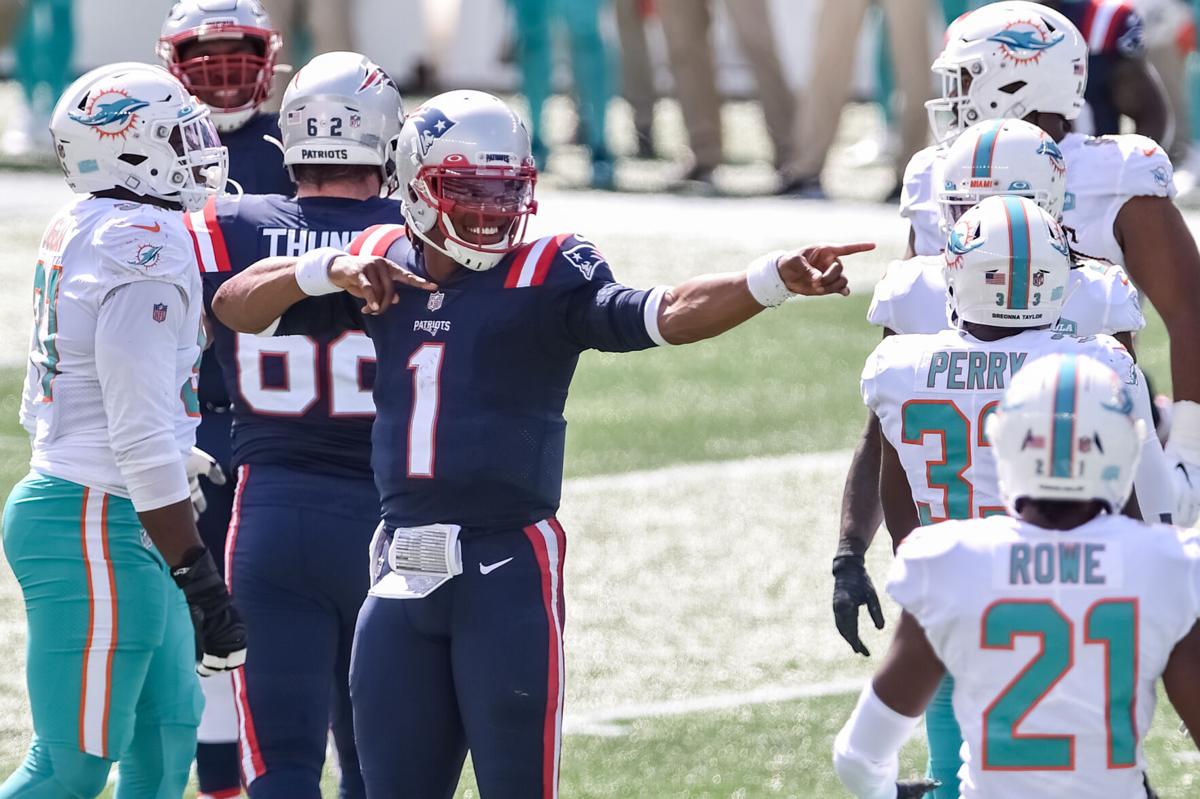 SLIDESHOW: New England Patriots beat Miami Dolphins 21-11 in opening ...