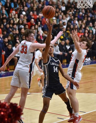 Lawrence escapes Central in wild one: Now in state's Elite 8 | Sports ...