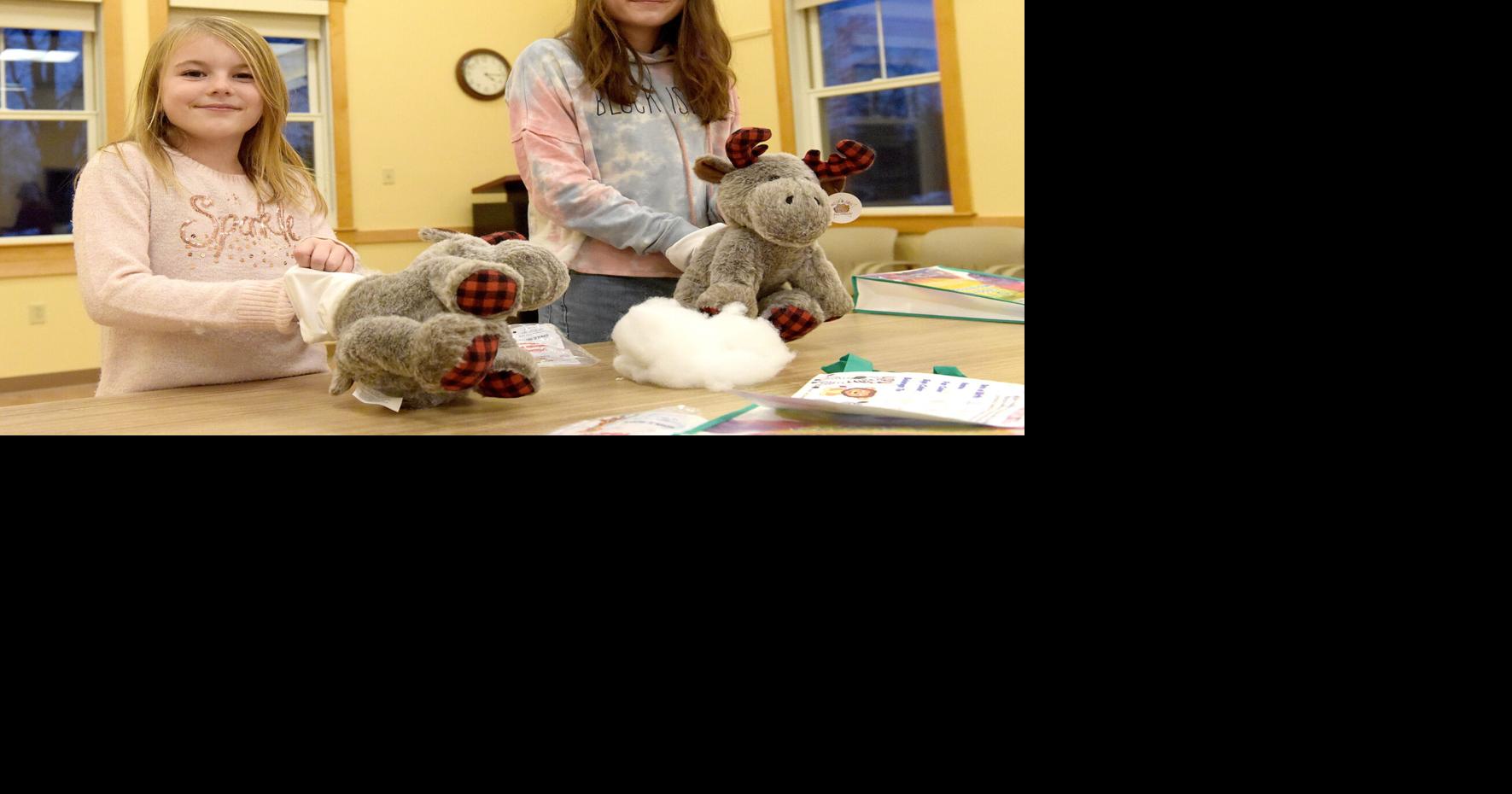 Making a moose to call their own | New Hampshire | eagletribune.com