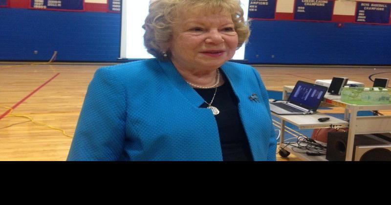 Holocaust survivor shares her story | News | eagletribune.com