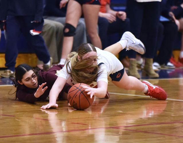 Kwo in control: Behind senior's low-post dominance, Central rolls in ...