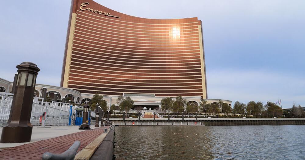 Encore casino expansion runs into roadblocks | Boston | eagletribune.com