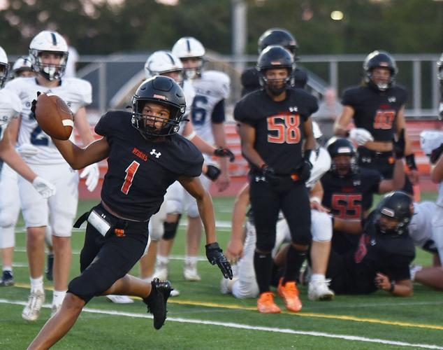 Speed from every angle: Suero, Reggies run Generals off the turf for ...