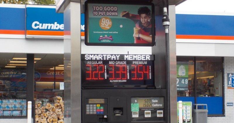 Plaistow weighs LED gas pump signs | News | eagletribune.com