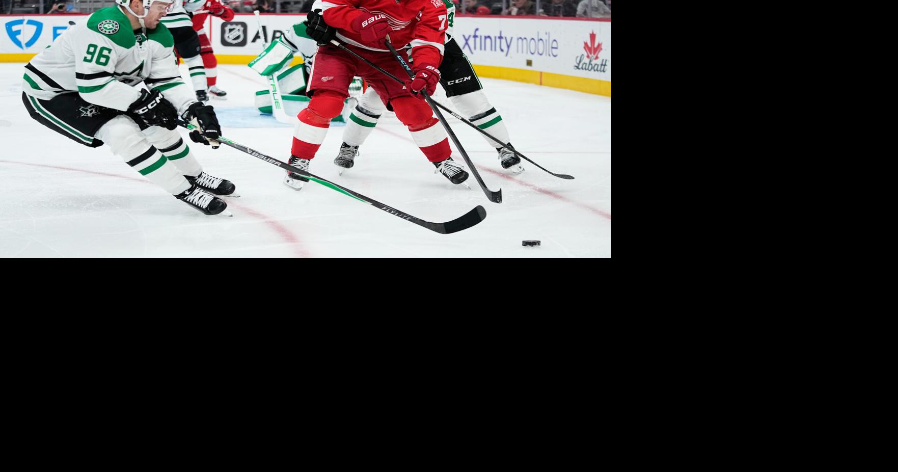 Larkin gets tying goal late in 3rd and winner in OT as Red Wings beat ...