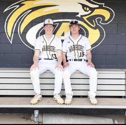 Eyes on the Top: MVC baseball teams shooting for storybook finish ...