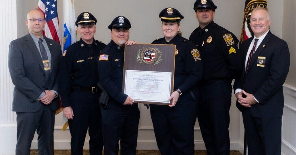 Groveland Police Department earns accreditation | News | eagletribune.com