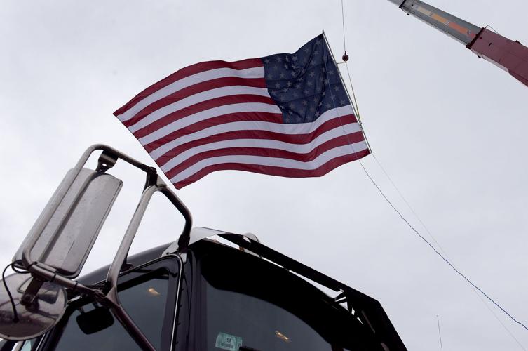 Hundreds in industry pay final respects | Merrimack Valley ...