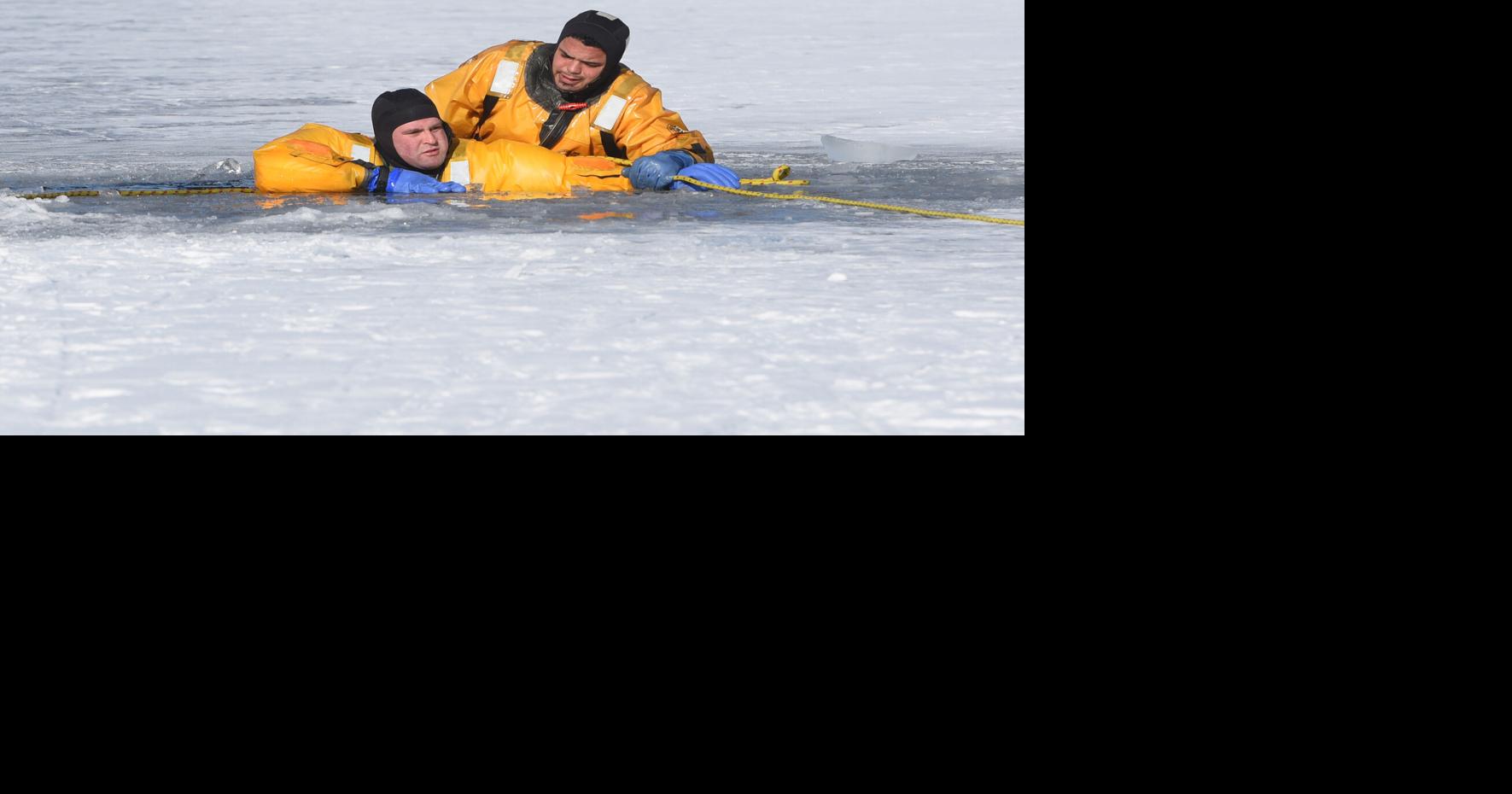 Icy rescue: Lawrence firefighters train on ice-covered Merrimack River ...