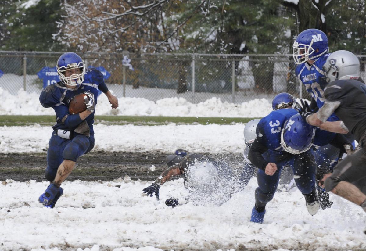 Slideshow: Methuen vs Dracut Football | Gallery | eagletribune.com