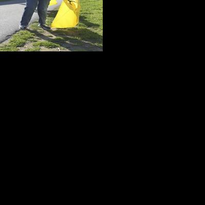 Volunteers pick up litter along Methuen Rail Trail | Merrimack Valley ...