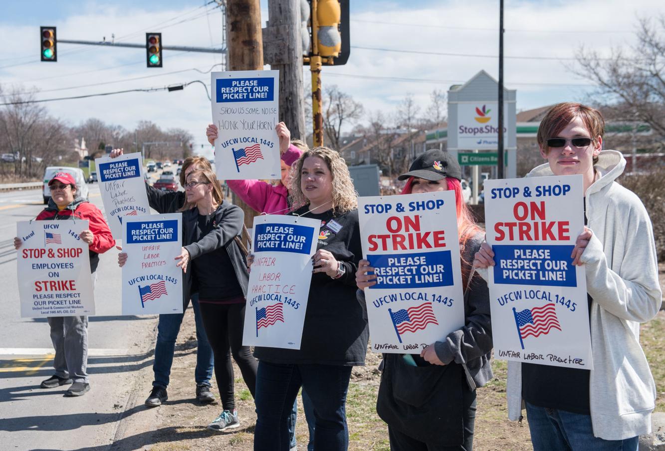 Stop & Shop workers walk off job, forcing stores to close | News ...