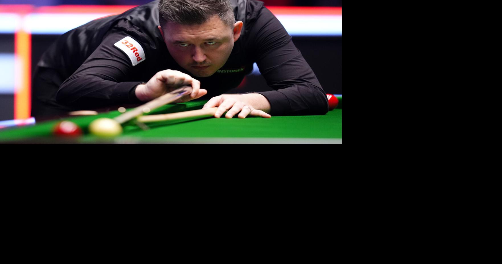 funny snooker player