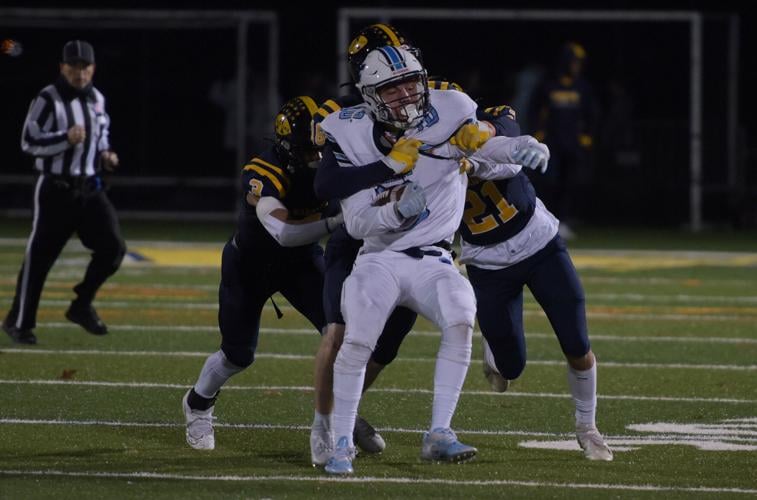 MVC Football Preview: With star brother off to college, dynamic Eason ...