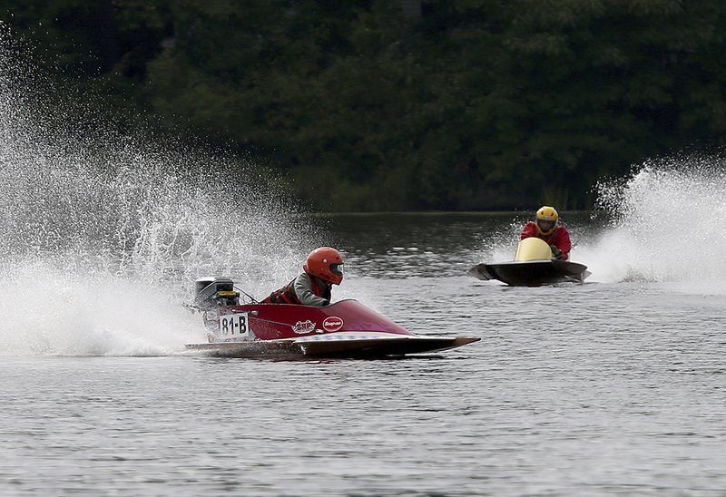 Speed and thrills in Kingston | Local News | eagletribune.com